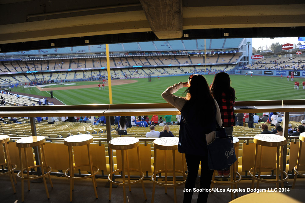 The new Dodger Stadium plazas — so much to take in – Dodger Thoughts